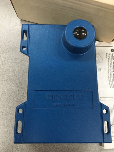 New Opcon Eaton Photoelectric Sensor P/N: 1241D-6501 - SPW Industrial