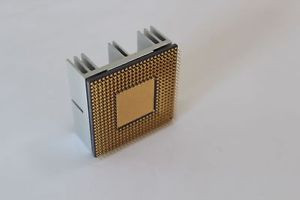 Buy - Rare DEC 21064-CA 166 21-35023-14 CPU Alpha 166MHz with Heatsink