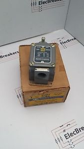 LIMIT SWITCH 9007 TUB4 - SPW Industrial