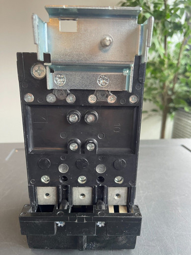 Square D QG 150 3 Pole 150 Amp 240V QGA32150RP PowerPact Circuit Breaker
