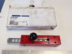 Buy - NEW Telemecanique XCS Z05 Safty Interlock Key XCSZ05 BK