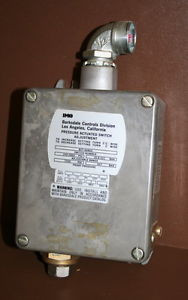 Buy - Pressure actuated switch Dual setpoint 240-4800 psi BT2-A48SS ...