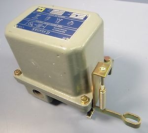 Buy - Square D Level Switch Mechanical Alternator Class 9038 Type AW-1 NWOB
