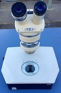 Buy -Wild Heerbrugg M5 Microscope 20x Zoom w/ Transmitted Light Base ...
