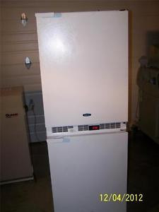Buy -Marvel Scientific Combination Dual Stack Fridge 6CARM100 4caf7100 ...