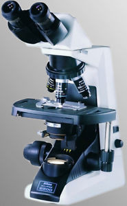 Nikon Eclipse E200 Trinocular Microscope W. Four Objectives
