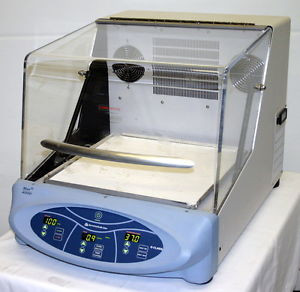 Buy -BARNSTEAD / LAB-LINE MAXQ 4000 REFRIGERATED INCUBATOR SHAKER ...