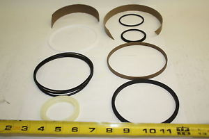 Buy- 917015 Clark Forklift Seal Kit