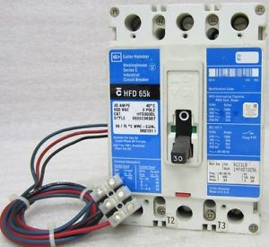 Cutler Hammer Hfd3030L 600 Vac 30 Amp 3 Pole Circuit Breaker W/ Aux ...