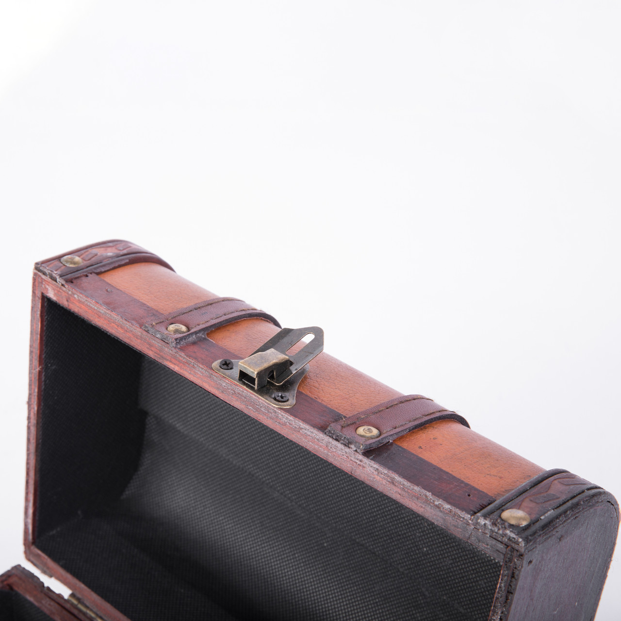 Buy Wholesale QI003006 Decorative Leather Treasure Boxes