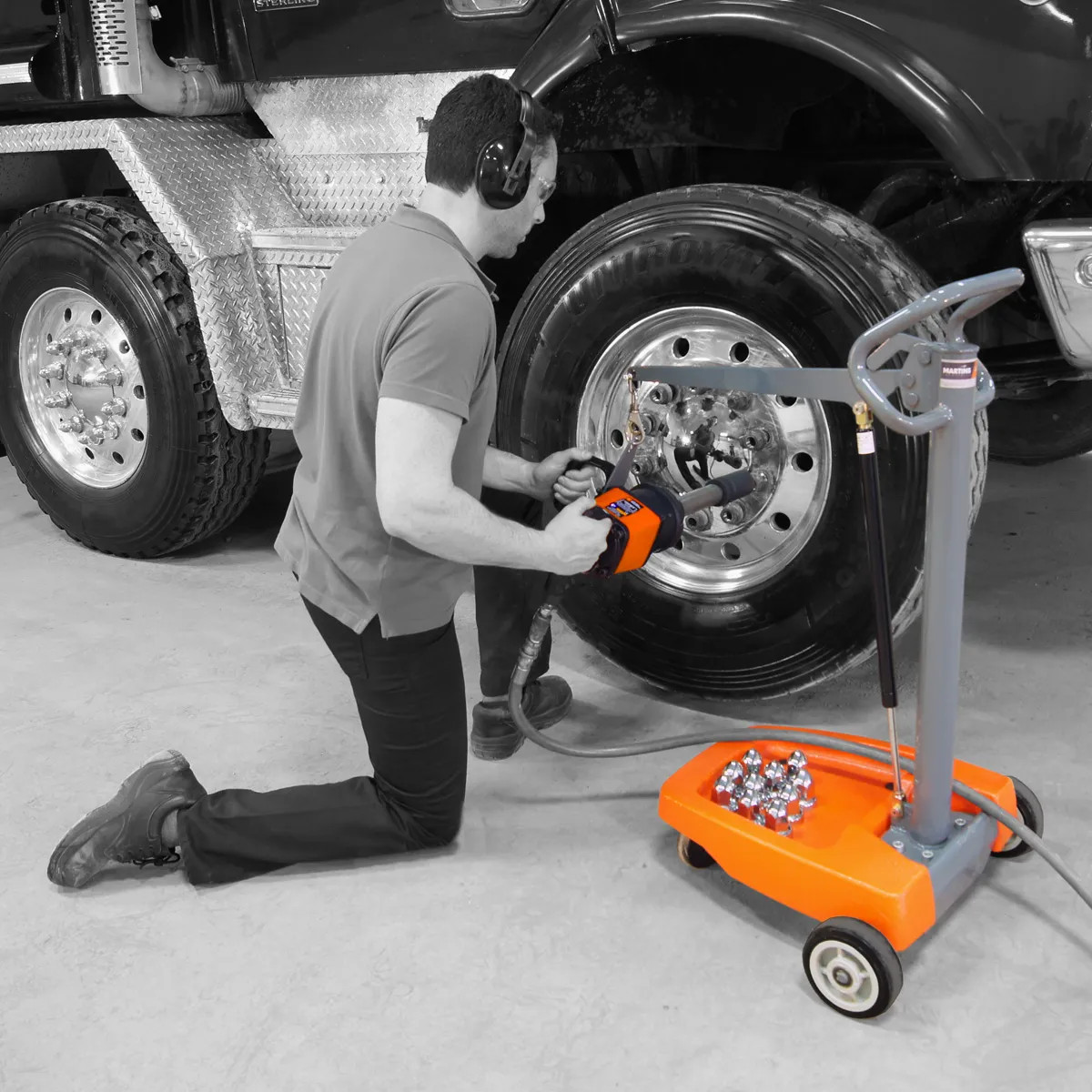 Martins Industries MMIWSS Mobile Impact Wrench Support Stand