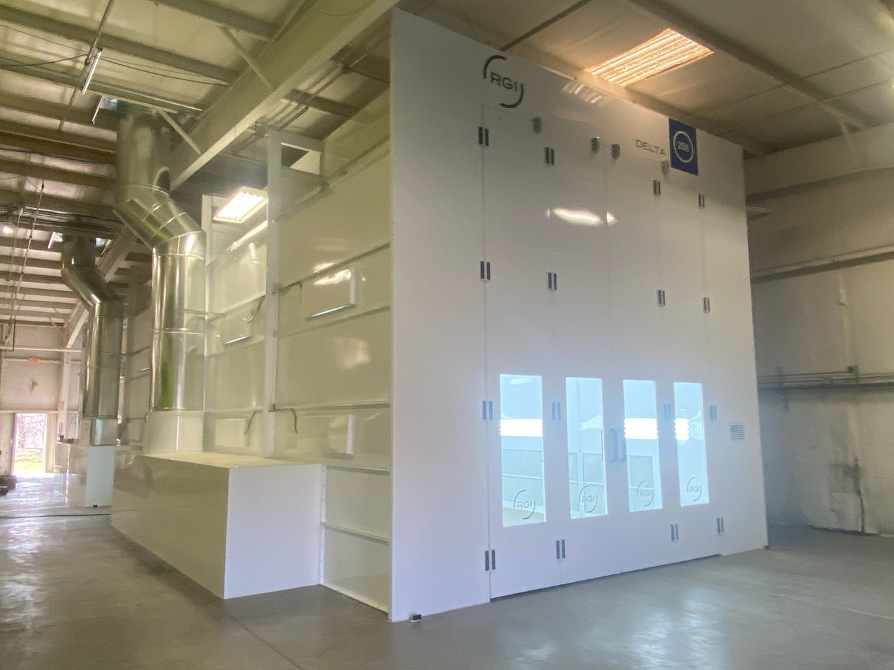 RGI DELTA CARGO Truck Spray Booth