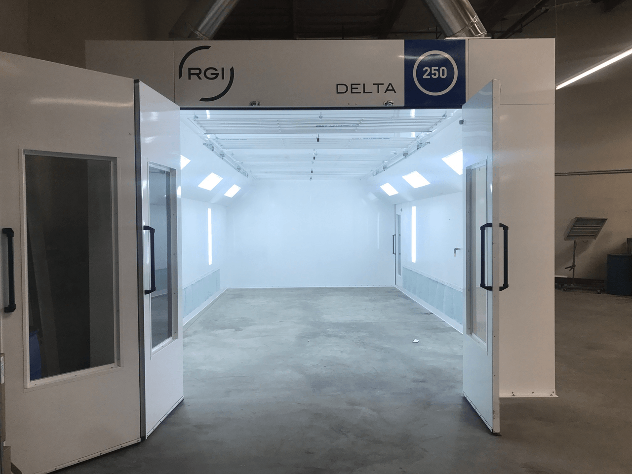 RGI DELTA Single Wall Side Down Draft Spray Booth
