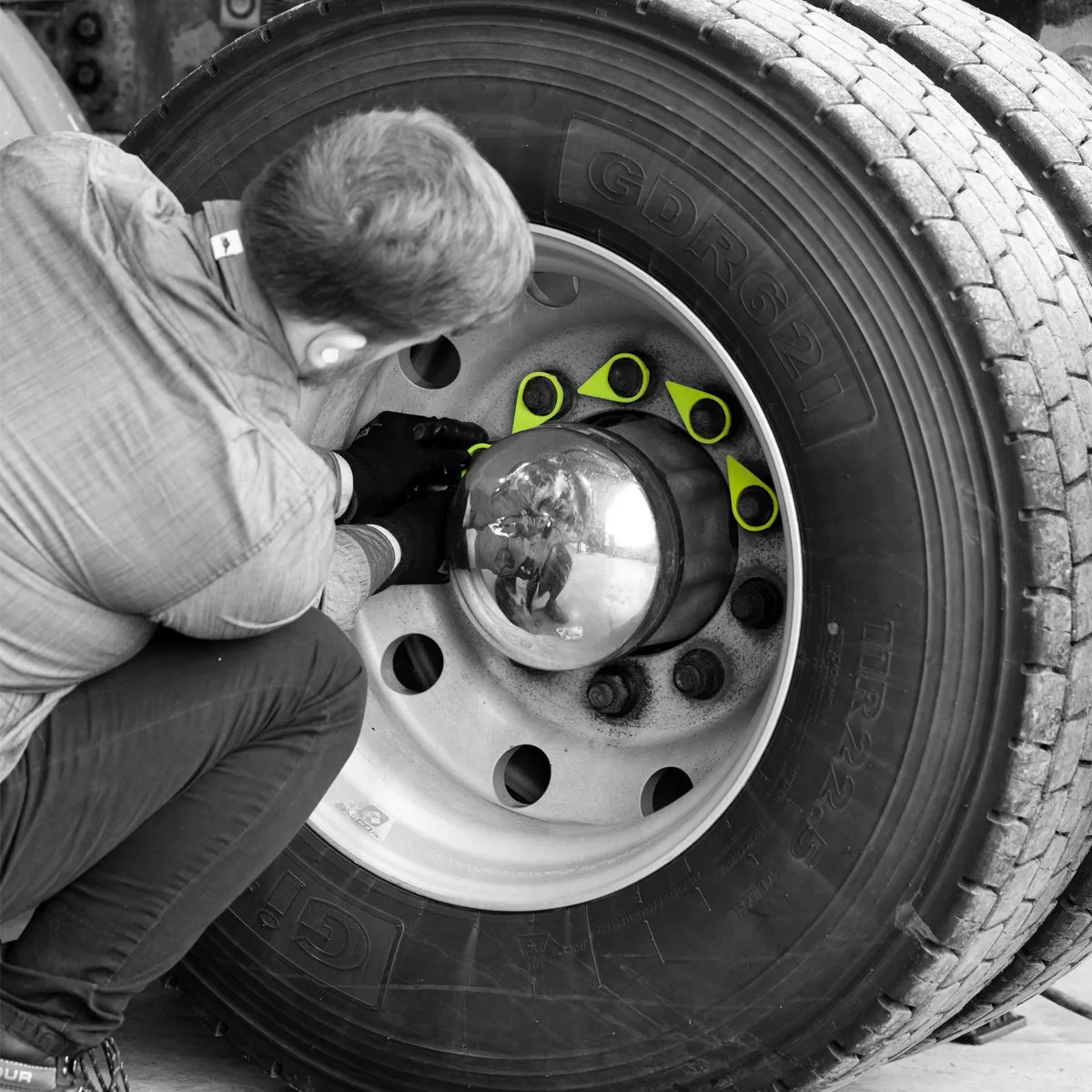 Checkpoint CPY40 Checkpoint Wheel nut indicator - Yellow 1 9/16 in (40 ...