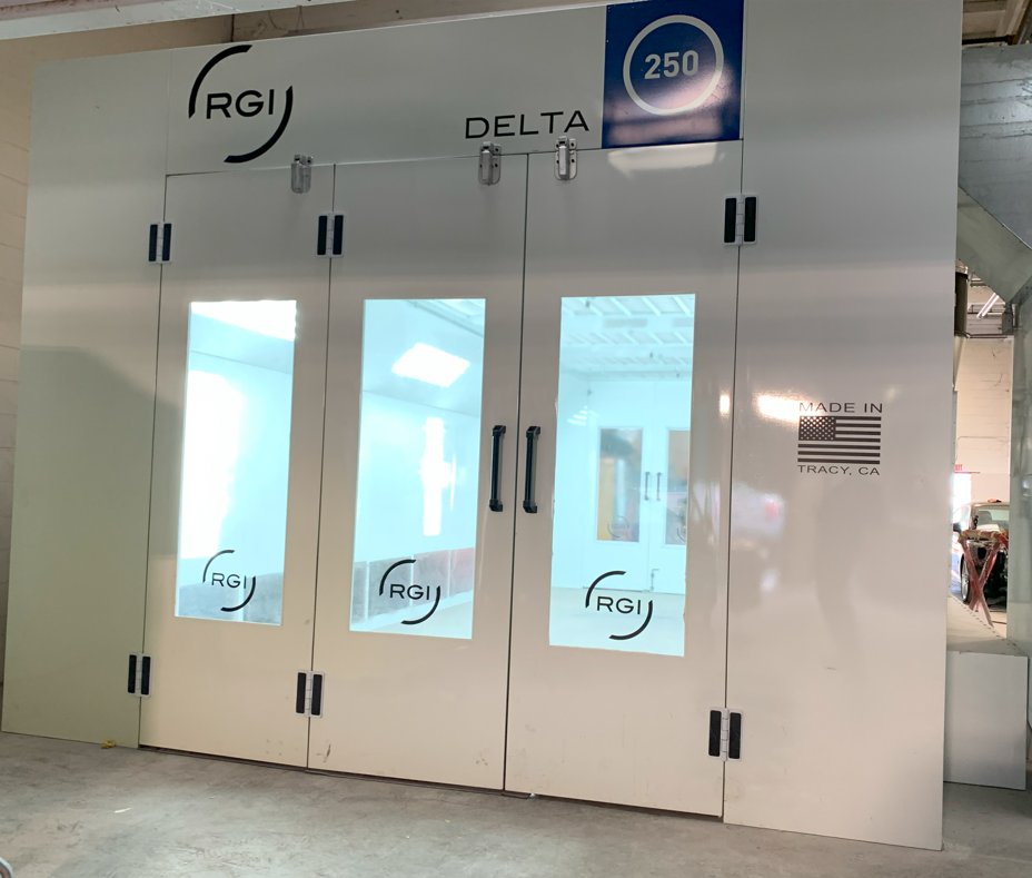 RGI DELTA XL(Extra Tall Automotive) Side Down Draft Spray Booth