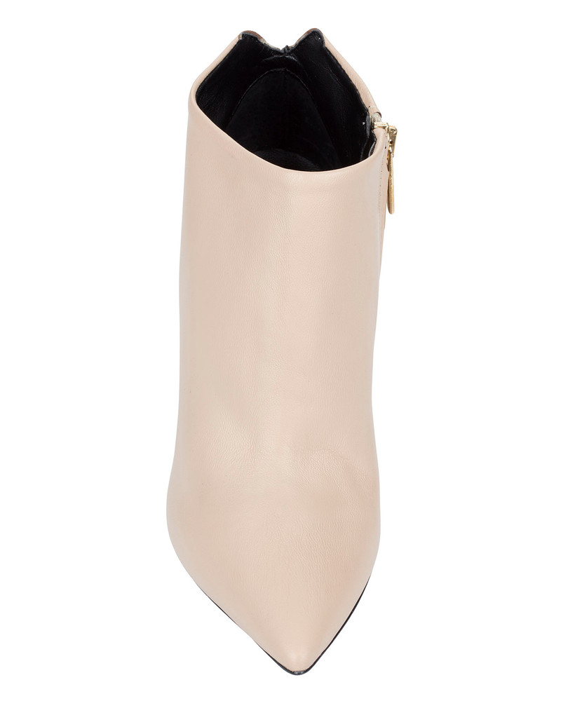 Bianca Buccheri Ade Nude Boots Dolci Firme