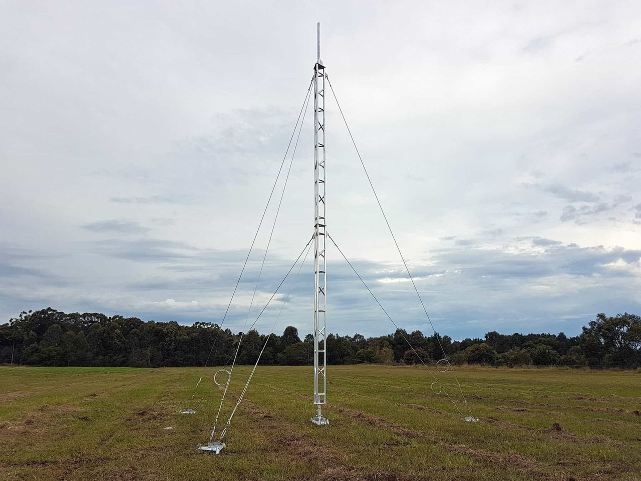 Ground Mount Lattice Towers 220mm