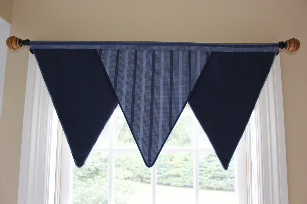 Triple Triangle Valance for Boys Room
