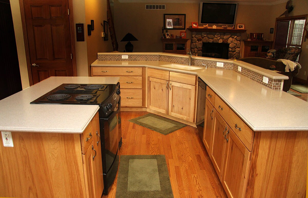 Rustic Hickory Veneer | Random Planked Hickory Wood Veneers Sheets ...