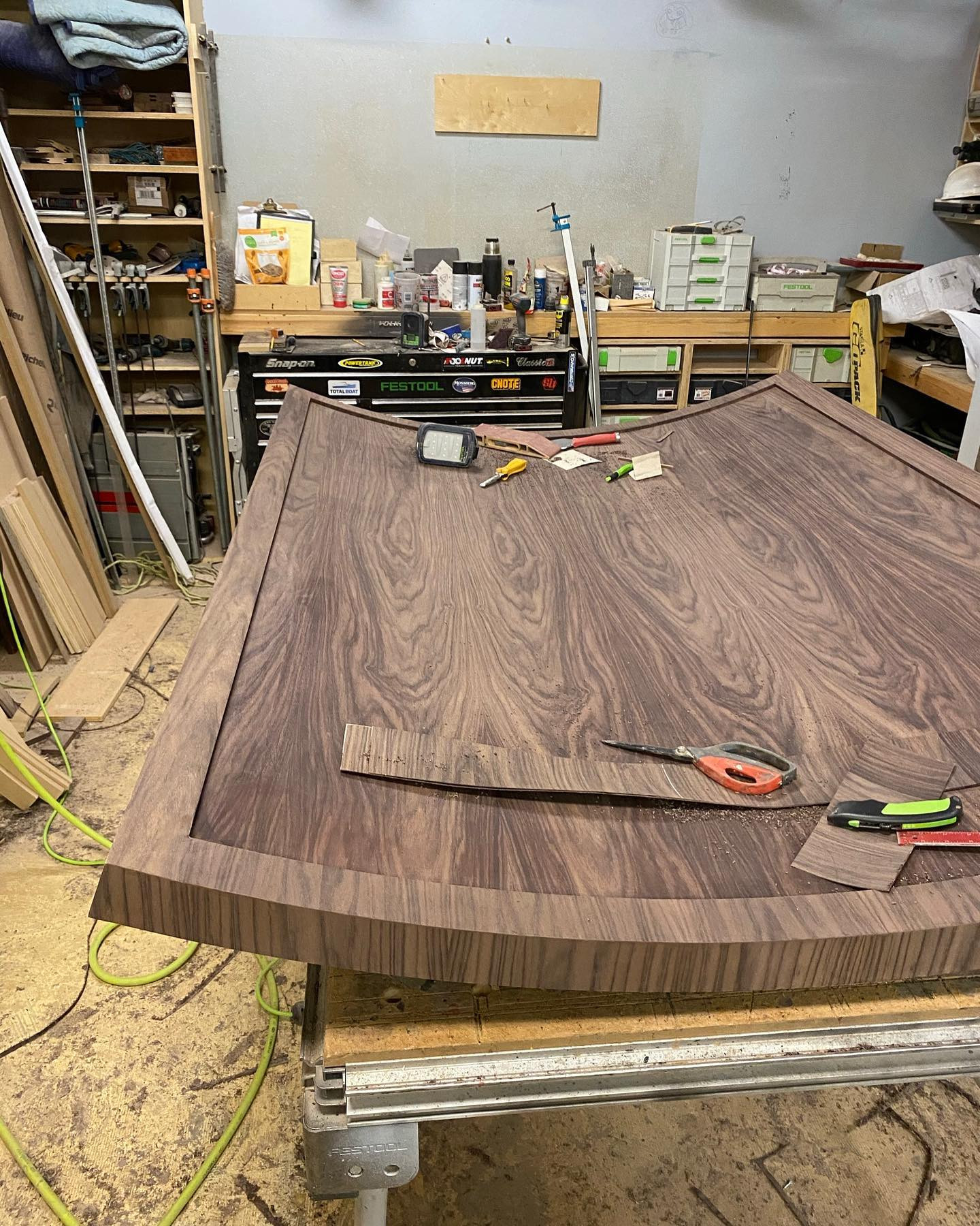 How to Apply Wood Veneer Like a Pro - Oakwood Veneer