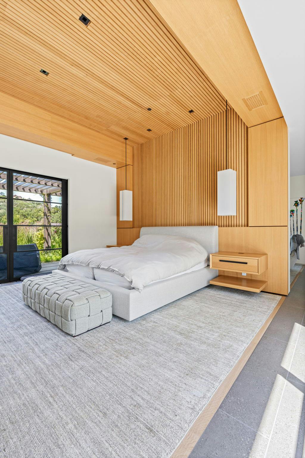 Versatility Unveiled: Why Engineered Wood Veneer Excels in Diverse ...
