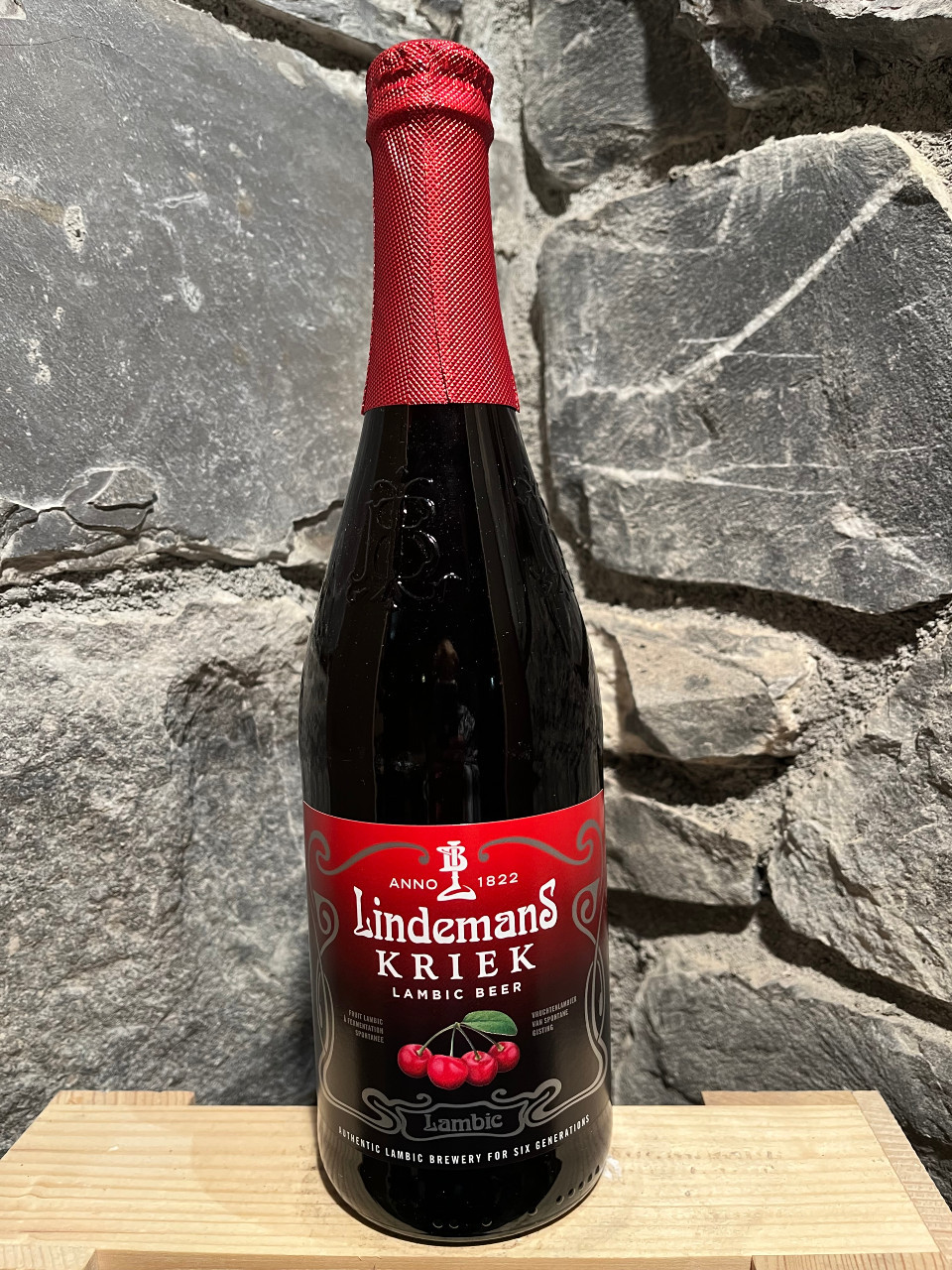 Lindemans Kriek 75cl, Belgian low alcohol beer