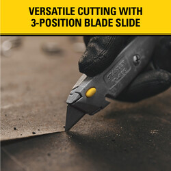 QuickChange Retractable Utility Knife with 3 Blades Included - ToolPro