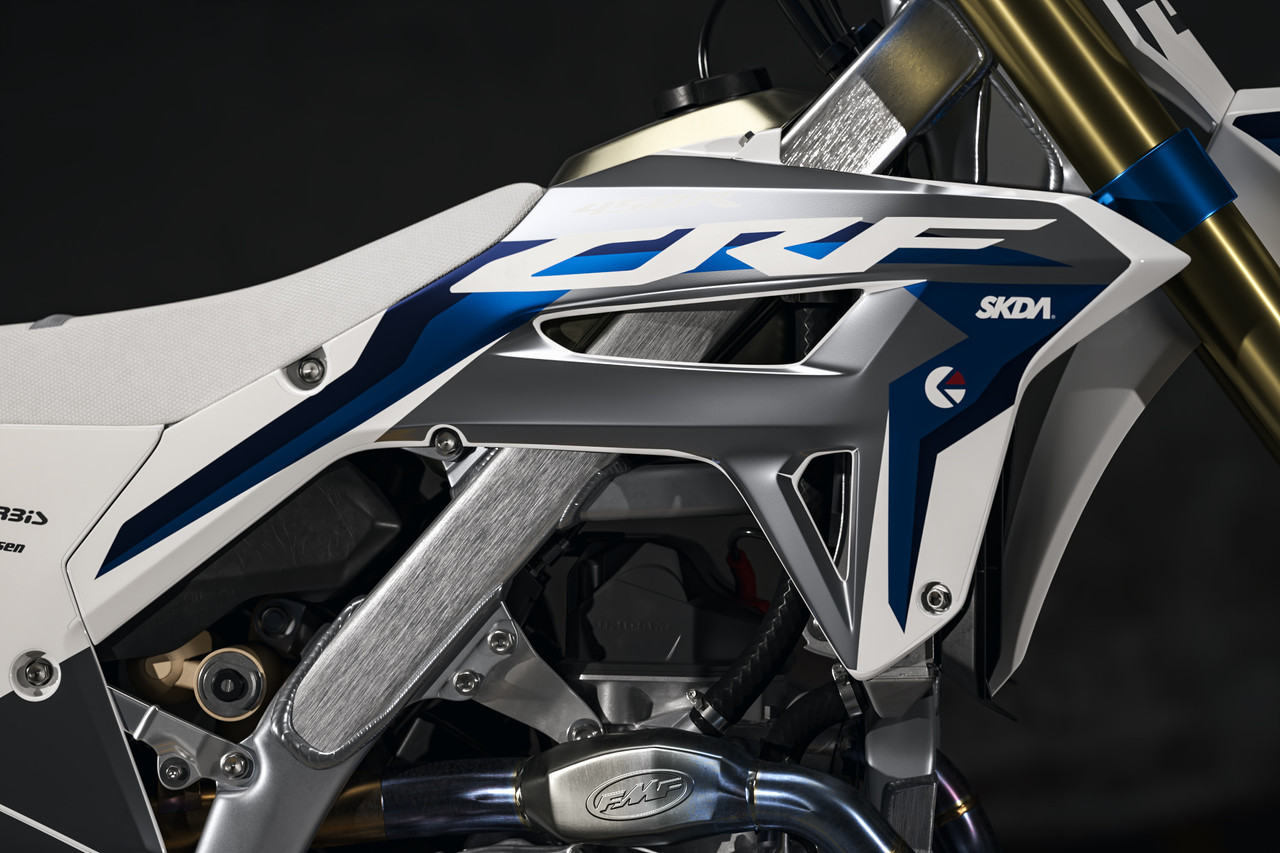 METAL CHROME Silver CR/CRF Full Graphics Kit - SKDA - AU Store