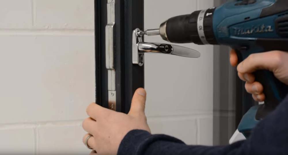 How to Tighten Window Handles - GB DIY Store