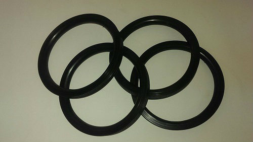 Round Rubber Tire - Roll On - 7 1/2"