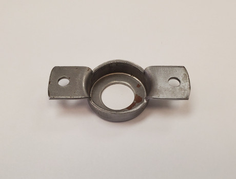 Axle Bearing Retainer