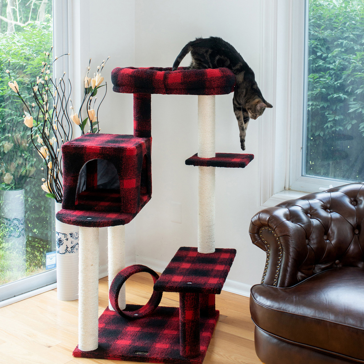 Stand out in Style: Unique Cat Trees Your Feline Will Love - Armarkat ...
