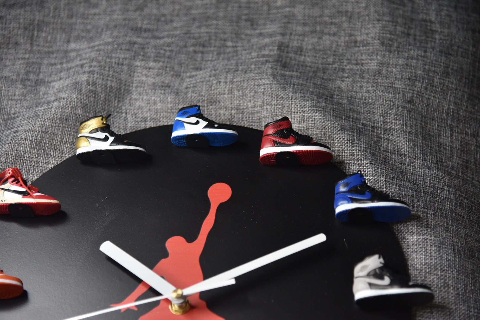 Handcrafted AJ 3D Sneakers Clock with All AJ1 Mini Sneakers