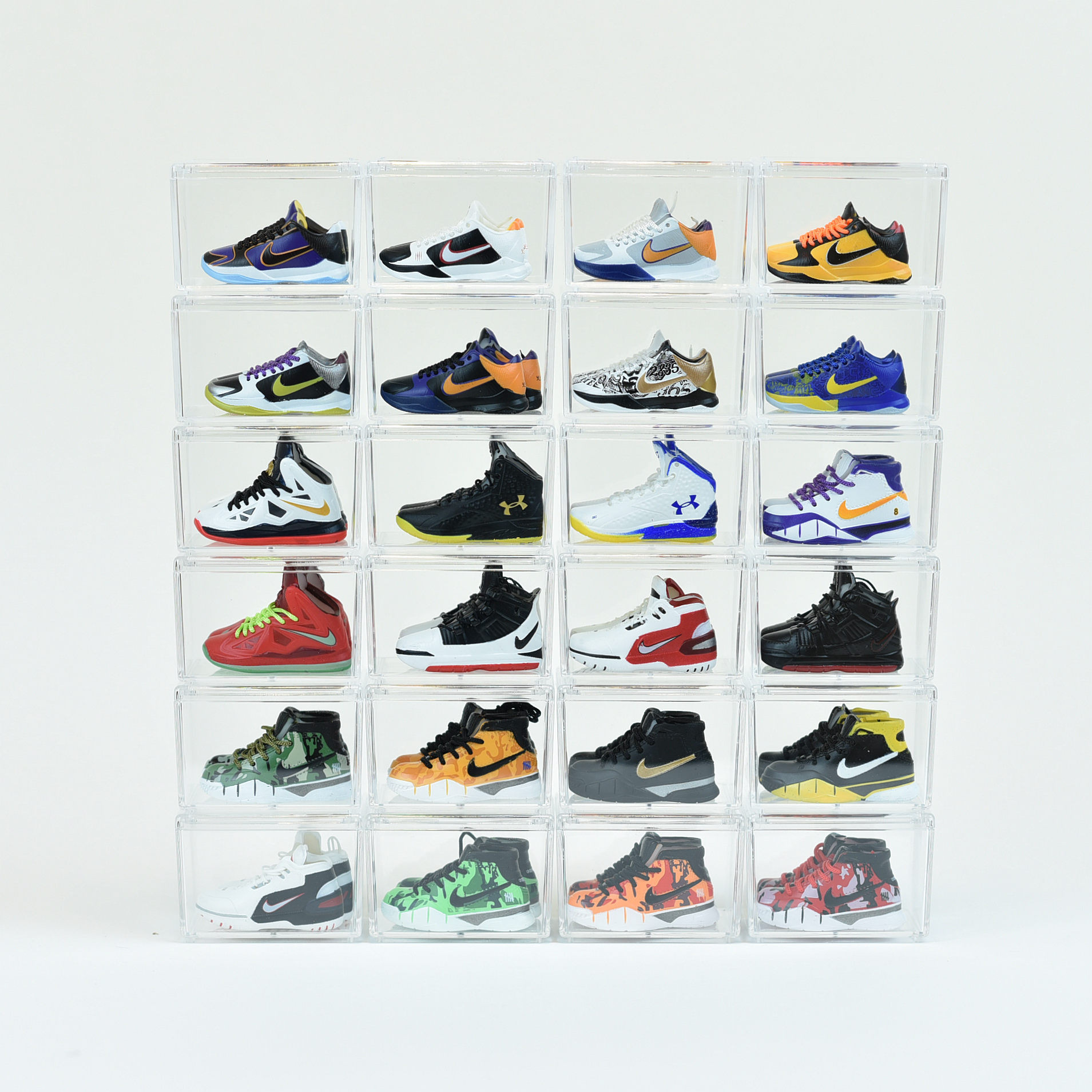 Sneaker Gifts | Mini Sneakers | United States | Kicksmini