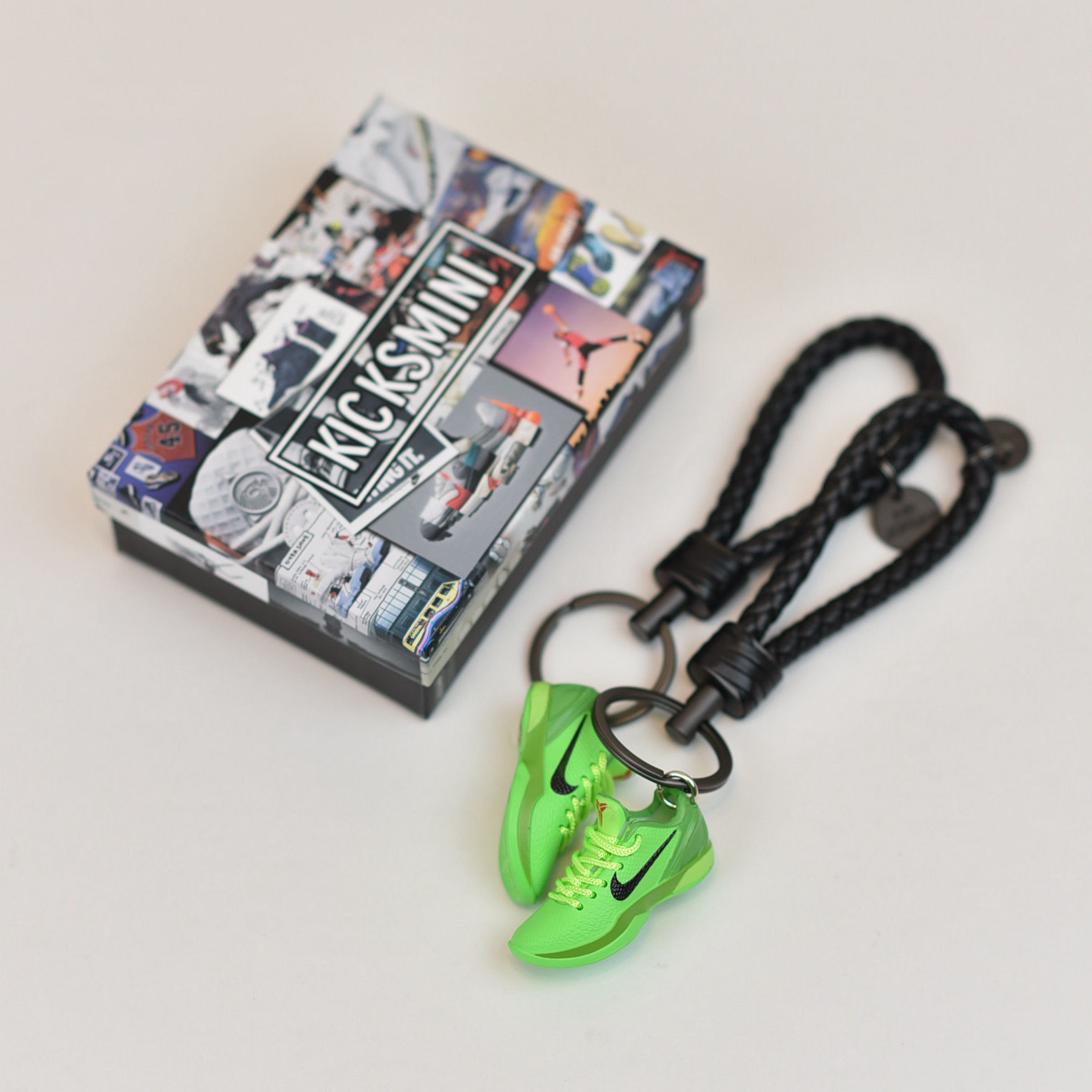 Sneaker Gifts | Mini Sneakers | United States | Kicksmini