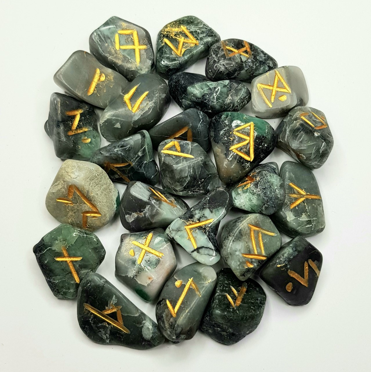 Divination and Scrying - runes - The Sacred Willow - Wiccan ...