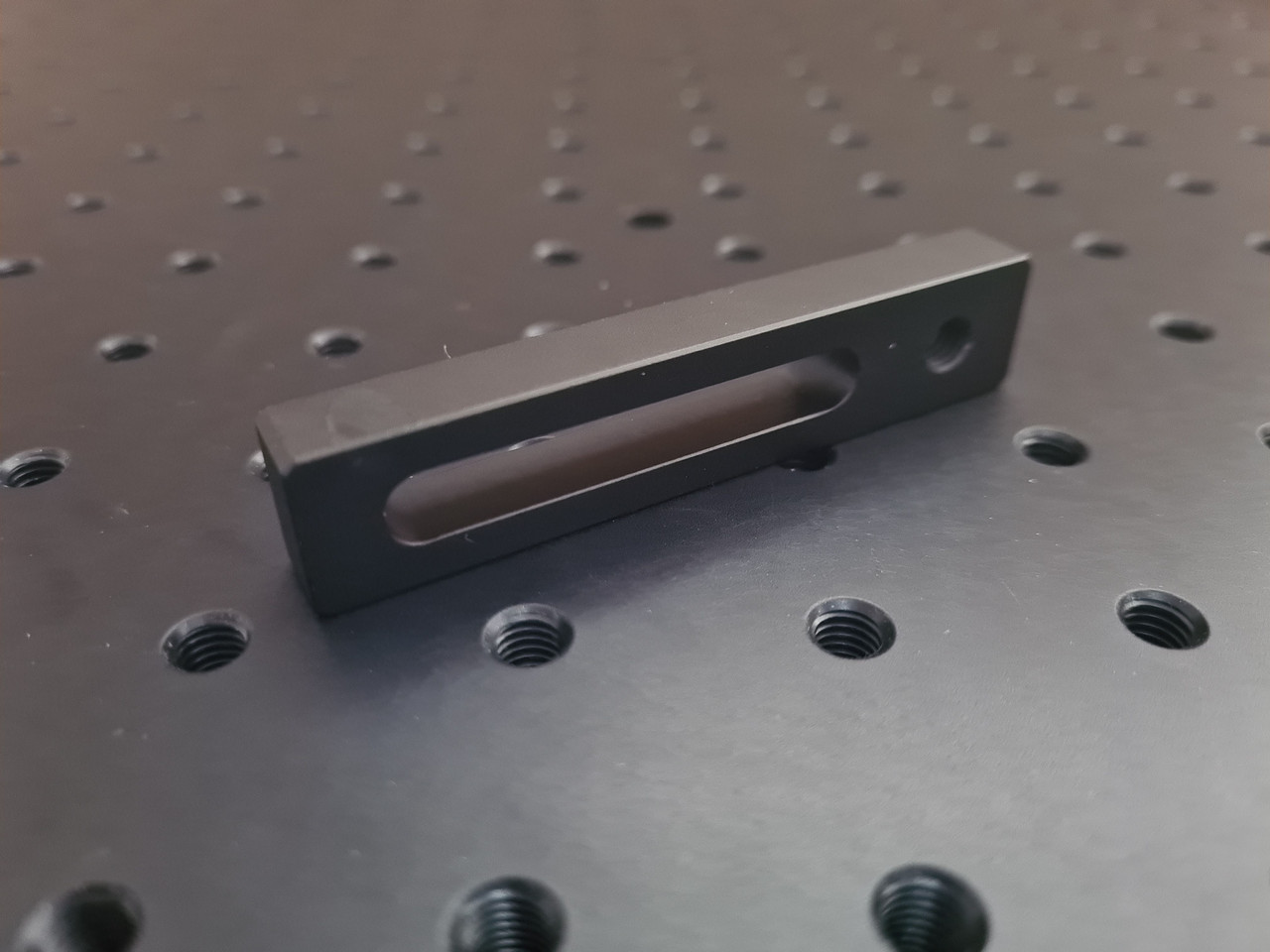 Table clamp with Linear Slot