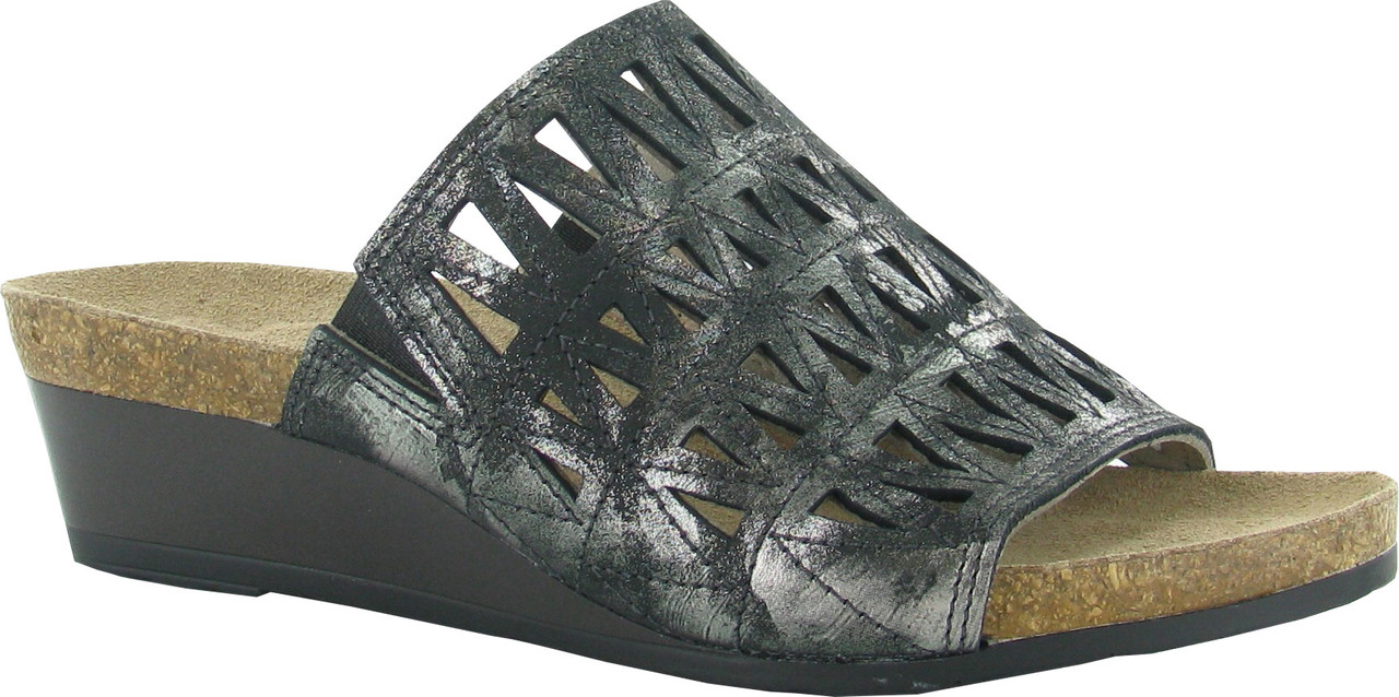 Naot Crown - FREE Shipping & FREE Returns - Women's Sandals
