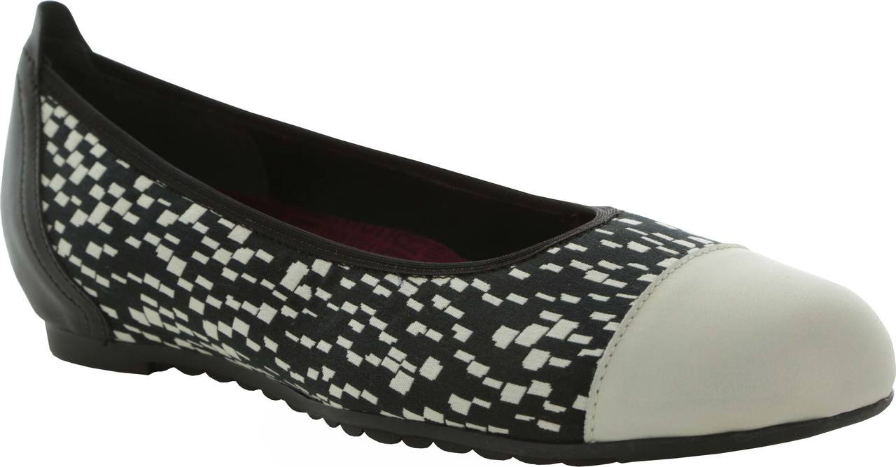 Munro Shoes - Lowest Prices, Largest Selection, Free Shipping and Free ...