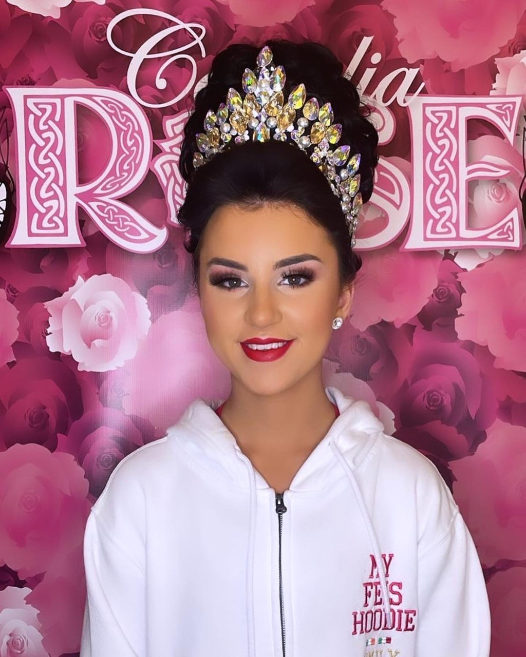 The Black Spray UK SHIPPING ONLY - Camelia Rose Wigs