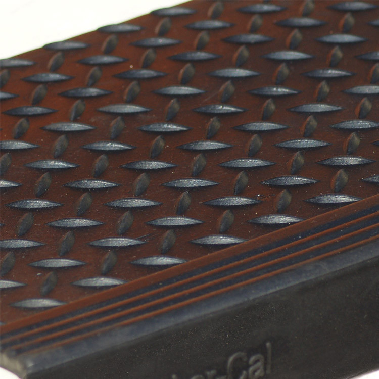 "Diamond-Plate Commercial" Rubber Stair Treads - (6 Packs)
