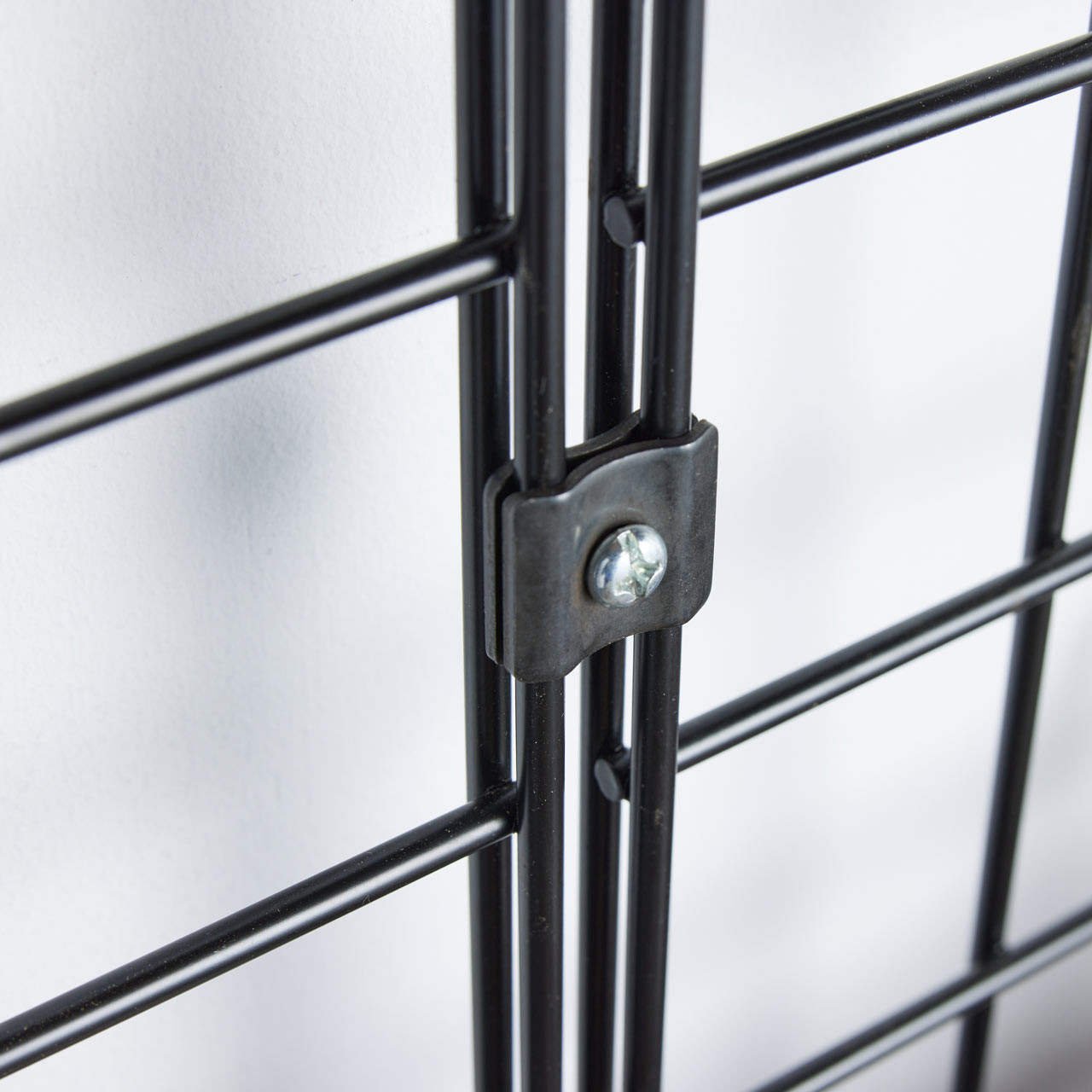 Black Joining Clip For Grid Mesh Panels - W25 x D25mm