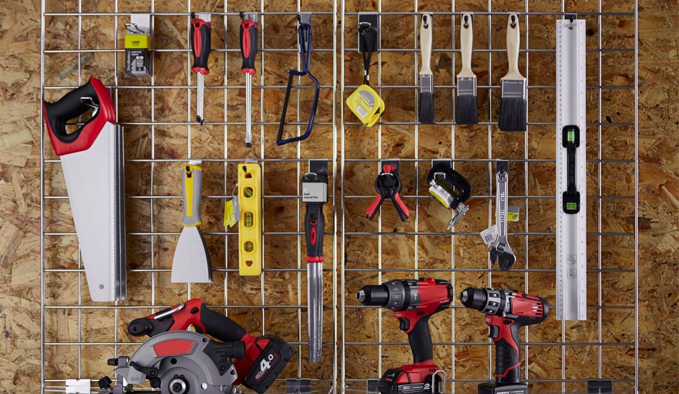 Everything You Need to Know About Grid Mesh - Shopfitting Warehouse