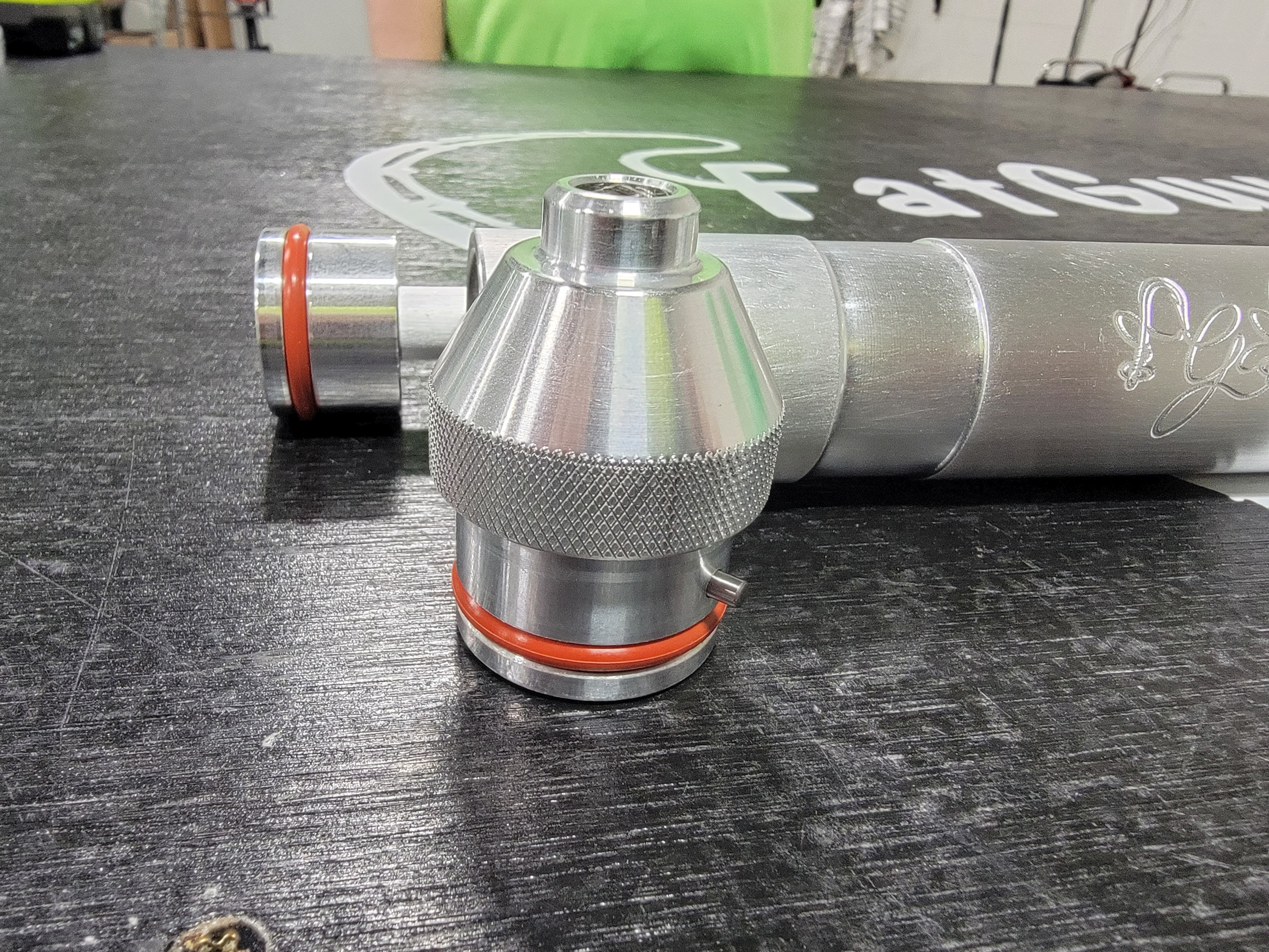 Aluminum Hand Injector