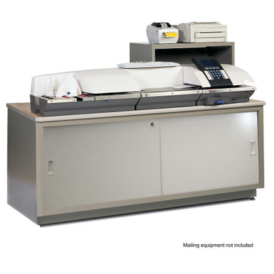 Mailflow Mail Sorting Table 60"with locking doors | Safco Canada