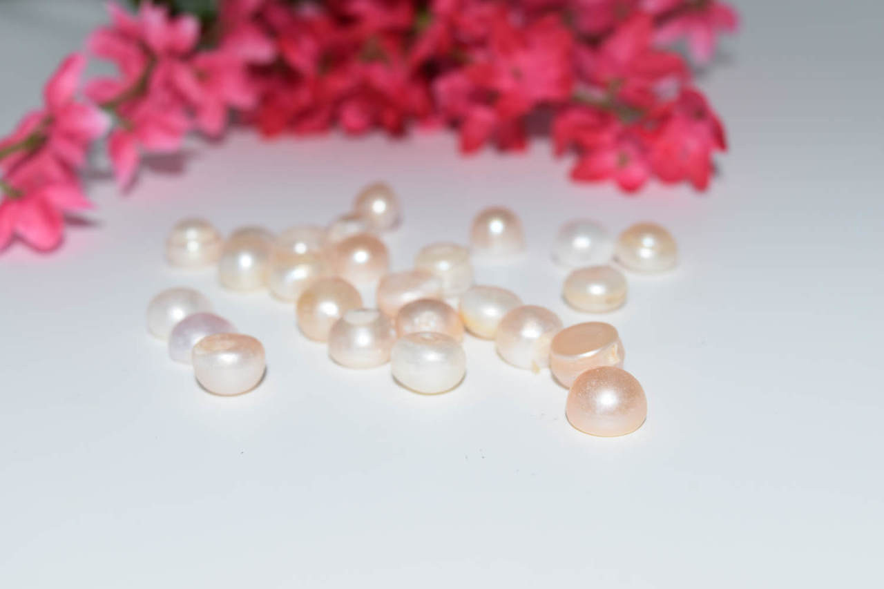 Natural Golden Pink Pearl - Earth Sea And Stone