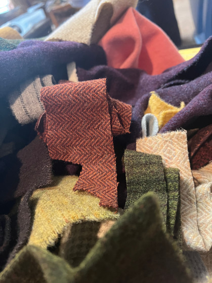 Wool Scraps! - Traditional Primitives