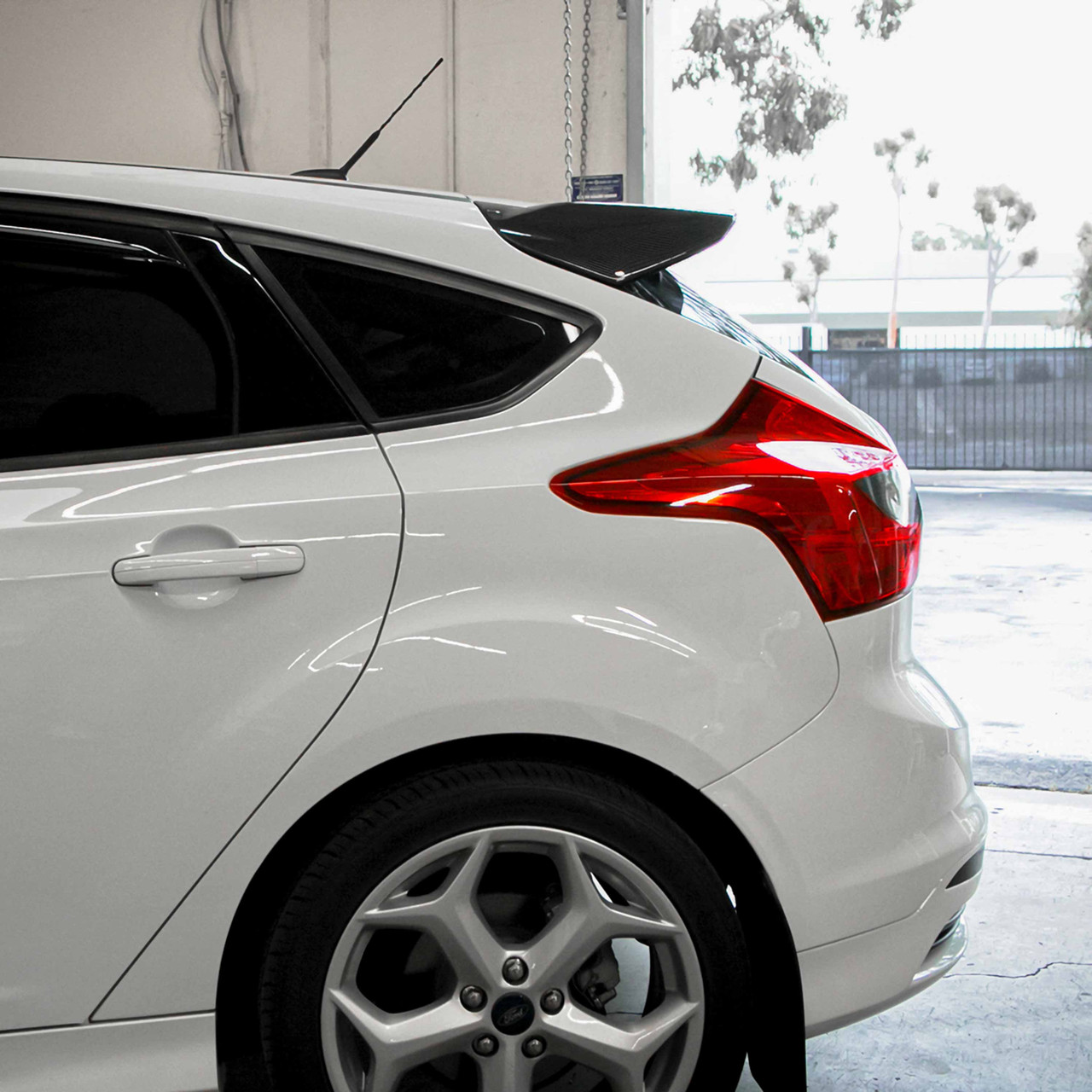 Seibon Carbon Fiber Rear Spoiler Ford Focus ALL 2012-2014 ...