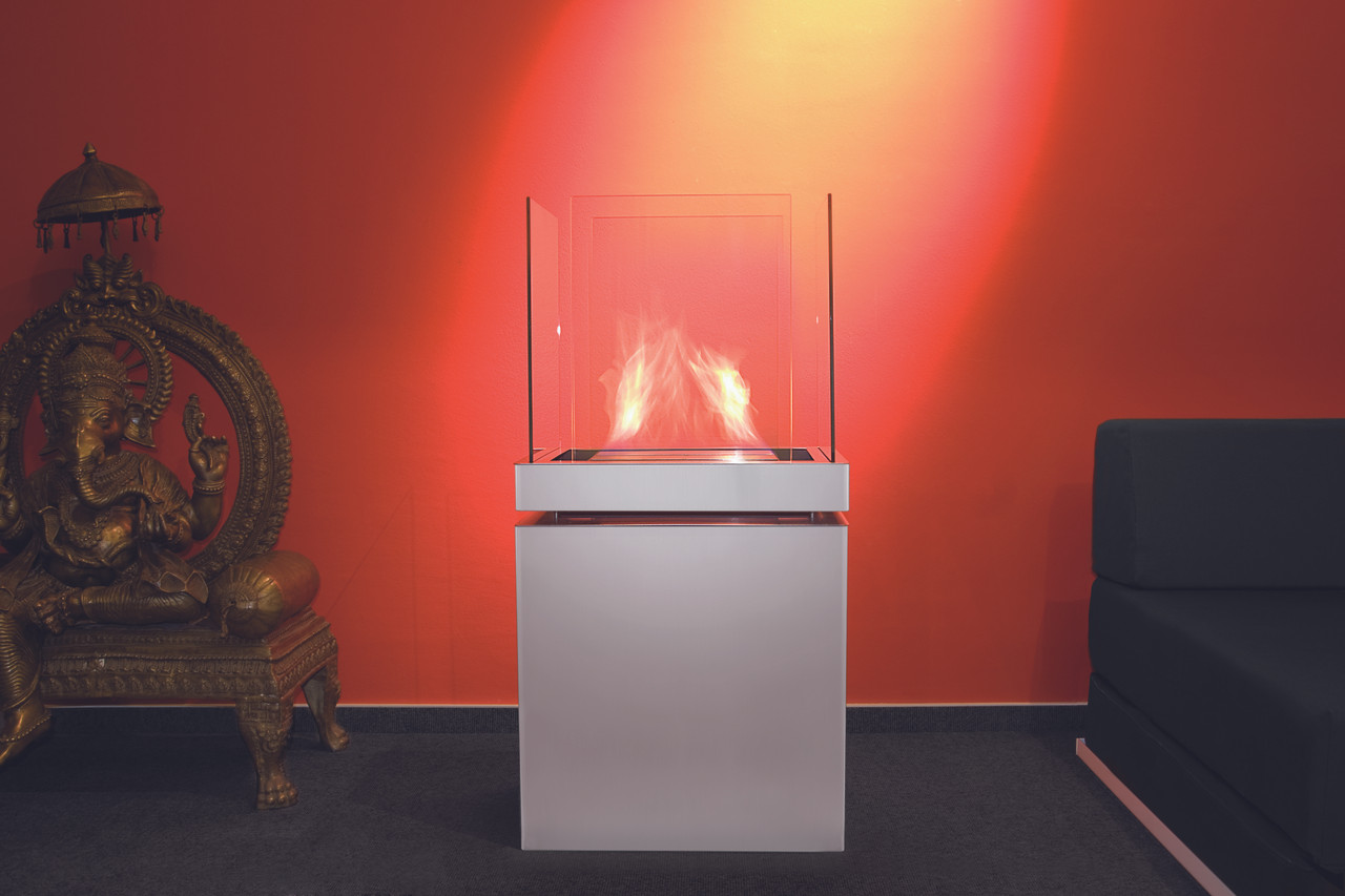 Semi Flame | RADIUS DESIGN USA