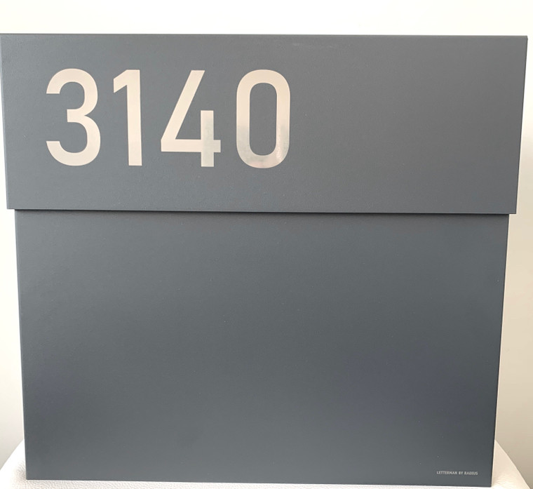 Letterman 4 Modern Mailbox | RADIUS DESIGN USA